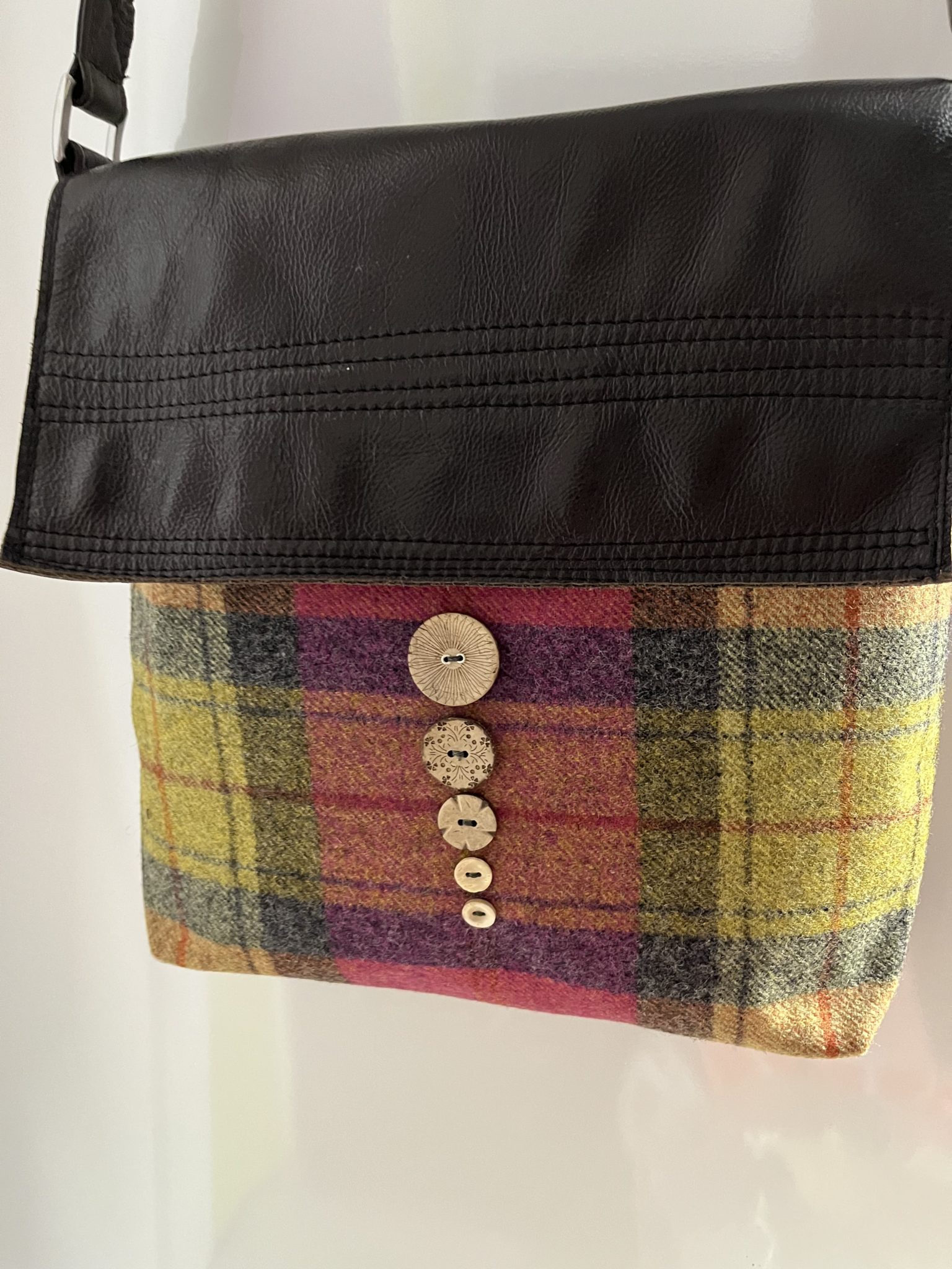 Frekel Handbags – Handmade Bags Made in The Scottish Highlands