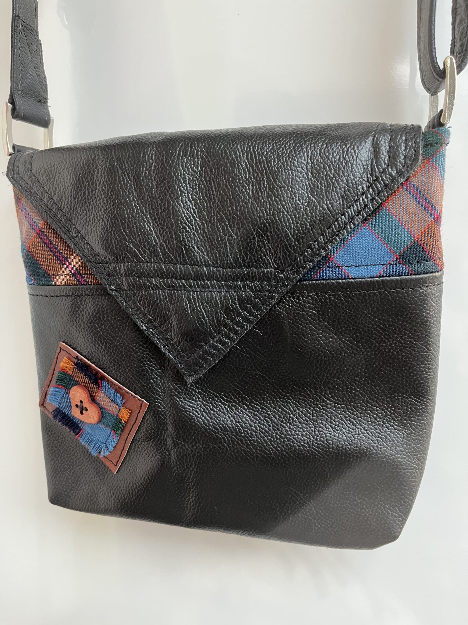 Frekel Handbags – Handmade Bags Made in The Scottish Highlands